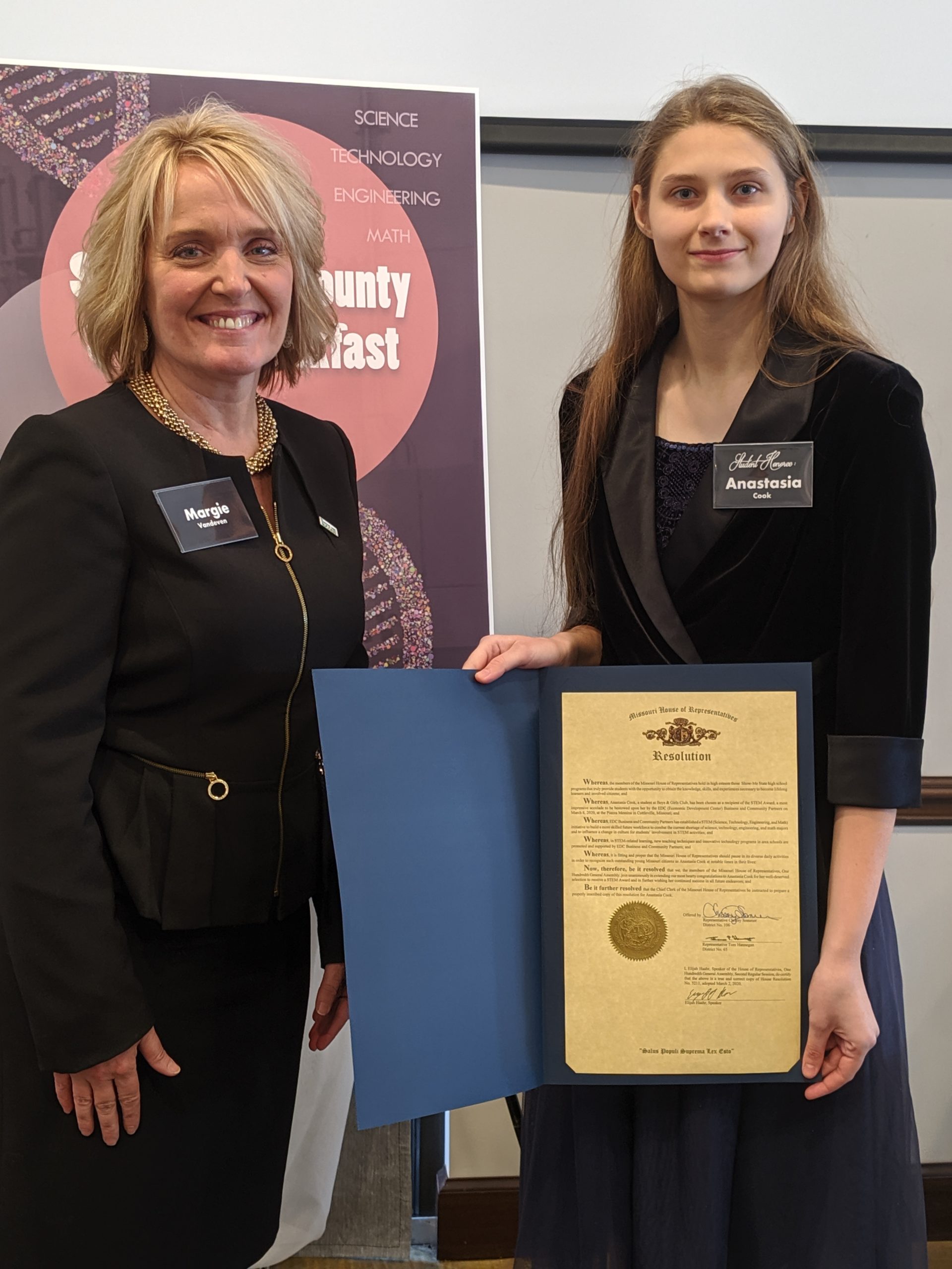 About Me - Anastasia Cook